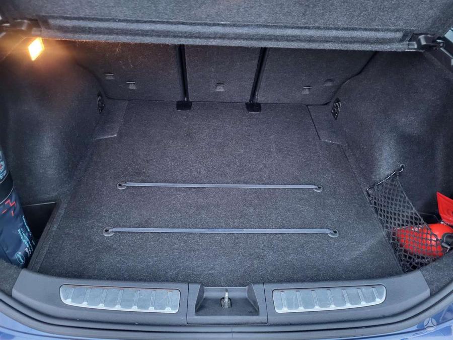 Zils BMW X1 2014 Kauņa, ar dzinēja tilpumu 2.00 L un nobraukumu 199 tūkst. km par 9800 €, foto 26 vietnē AUTOMOTO.COM.LV