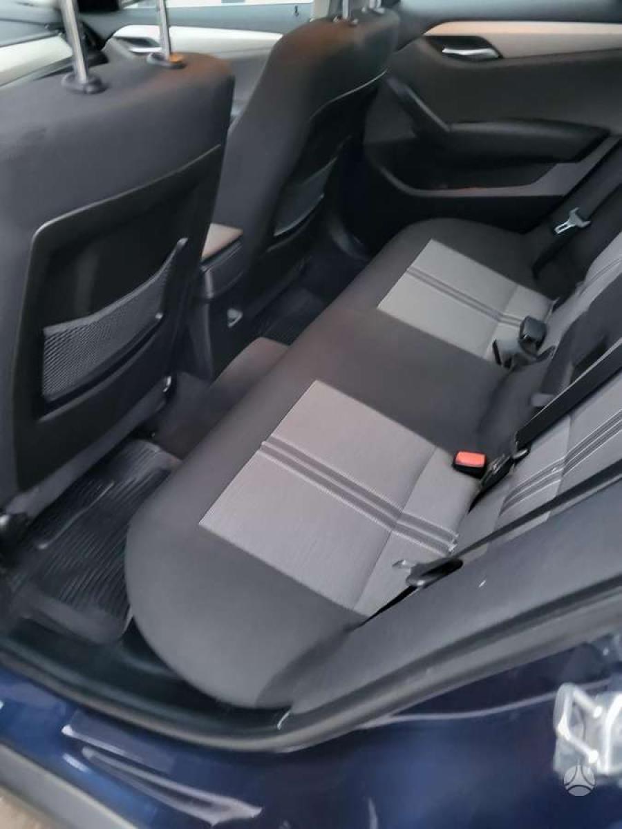 Zils BMW X1 2014 Kauņa, ar dzinēja tilpumu 2.00 L un nobraukumu 199 tūkst. km par 9800 €, foto 32 vietnē AUTOMOTO.COM.LV