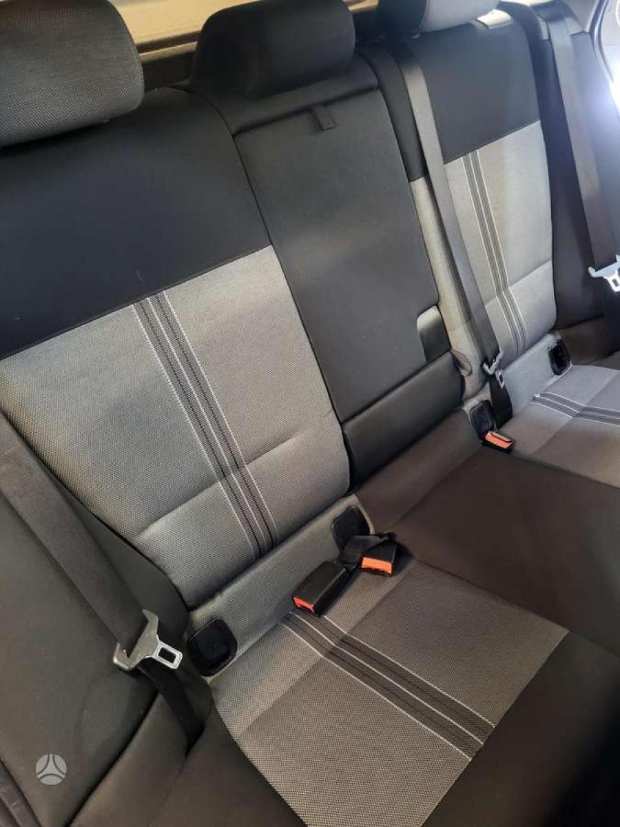 Zils BMW X1 2014 Kauņa, ar dzinēja tilpumu 2.00 L un nobraukumu 199 tūkst. km par 9800 €, foto 34 vietnē AUTOMOTO.COM.LV
