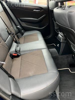 Zils BMW X1 2015 Talsi, ar dzinēja tilpumu 2.00 L un nobraukumu 210 tūkst. km par 10999 €, foto 19 vietnē AUTOMOTO.COM.LV