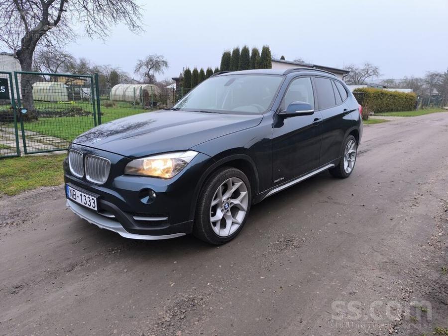 Zils BMW X1 2015 Jelgava, ar dzinēja tilpumu 2.00 L un nobraukumu 201 tūkst. km par 9998 €, foto 1 vietnē AUTOMOTO.COM.LV