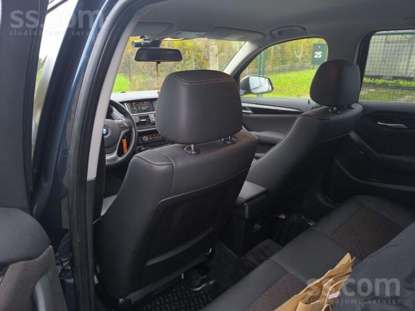 Zils BMW X1 2015 Jelgava, ar dzinēja tilpumu 2.00 L un nobraukumu 201 tūkst. km par 9998 €, foto 9 vietnē AUTOMOTO.COM.LV