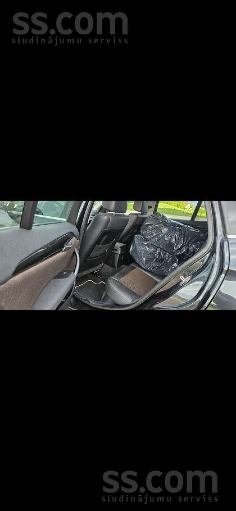 Zils BMW X1 2015 Rīga, ar dzinēja tilpumu 2.00 L un nobraukumu 333 tūkst. km par 7300 €, foto 12 vietnē AUTOMOTO.COM.LV