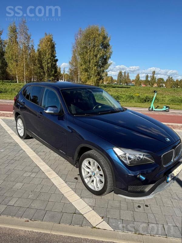 Синий БМВ Х1 2015 в Елгава, объемом двигателя 2.00 л и пробегом 312 тыс. км за 6200 €, фото 1 на AUTOMOTO.COM.LV