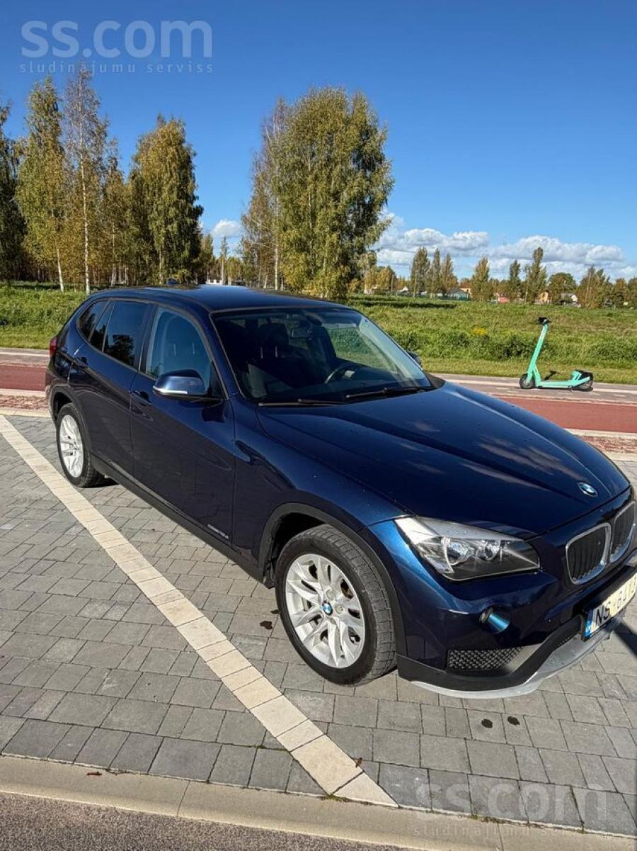 Zils BMW X1 2015 Jelgava, ar dzinēja tilpumu 2.00 L un nobraukumu 312 tūkst. km par 6200 €, foto 1 vietnē AUTOMOTO.COM.LV