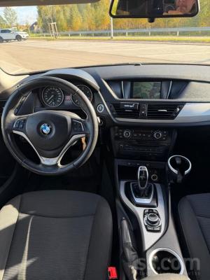 Zils BMW X1 2015 Jelgava, ar dzinēja tilpumu 2.00 L un nobraukumu 312 tūkst. km par 6200 €, foto 7 vietnē AUTOMOTO.COM.LV