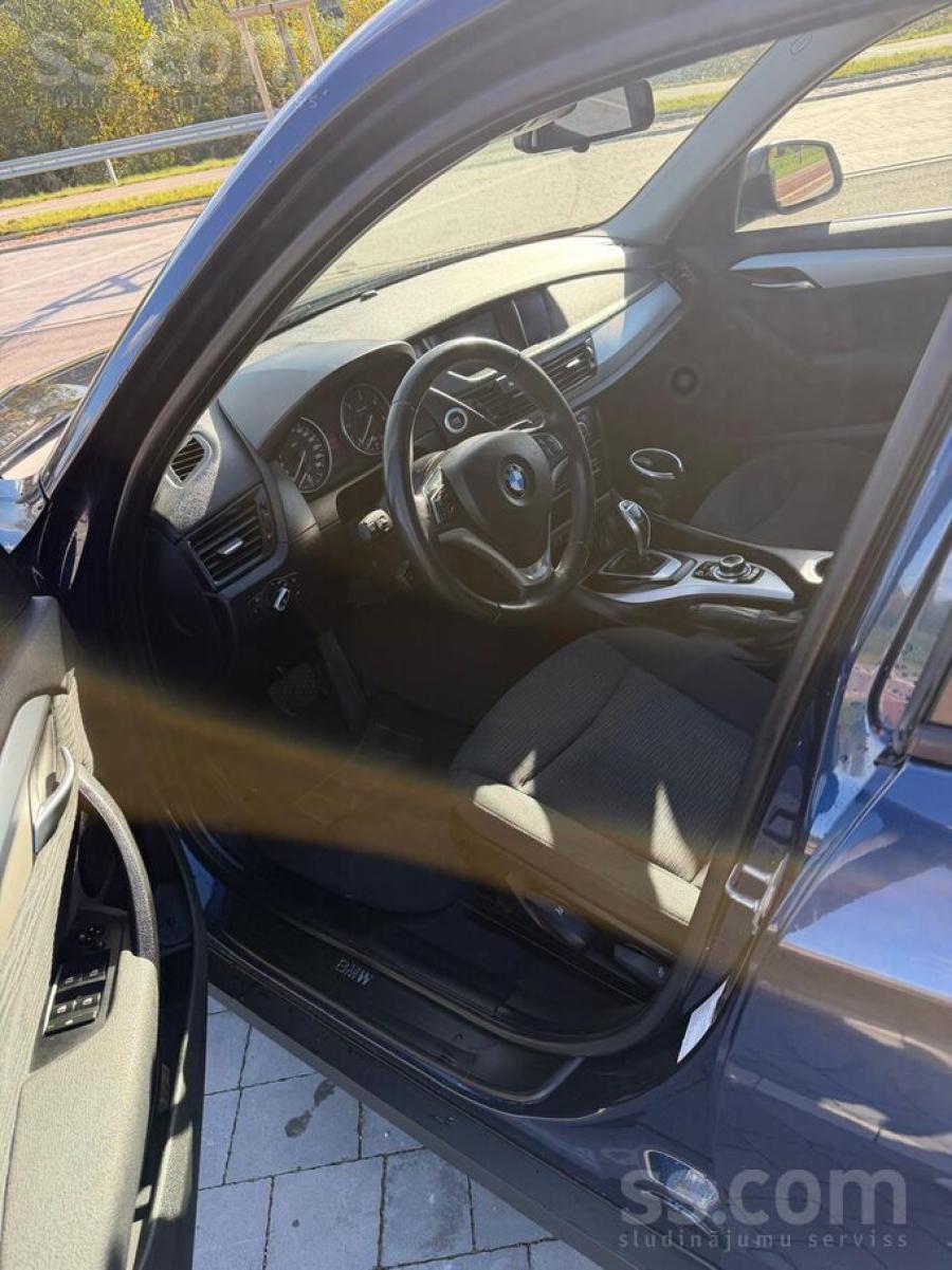 Zils BMW X1 2015 Jelgava, ar dzinēja tilpumu 2.00 L un nobraukumu 312 tūkst. km par 6200 €, foto 8 vietnē AUTOMOTO.COM.LV