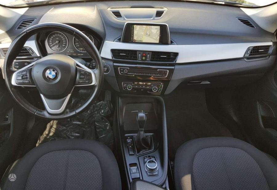 Blue BMW X1 2016 in Siauliai, with an engine capacity of 2.00 L and mileage of 252 thousand km for 11900 €, photo 11 on AUTOMOTO.COM.LV