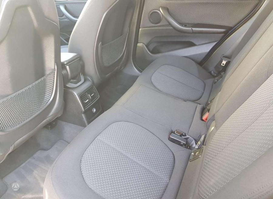 Blue BMW X1 2016 in Siauliai, with an engine capacity of 2.00 L and mileage of 252 thousand km for 11900 €, photo 13 on AUTOMOTO.COM.LV