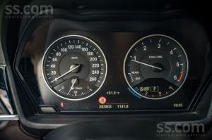 Blue BMW X1 2016 in Riga, with an engine capacity of 2.00 L and mileage of 284 thousand km for 11990 €, photo 13 on AUTOMOTO.COM.LV
