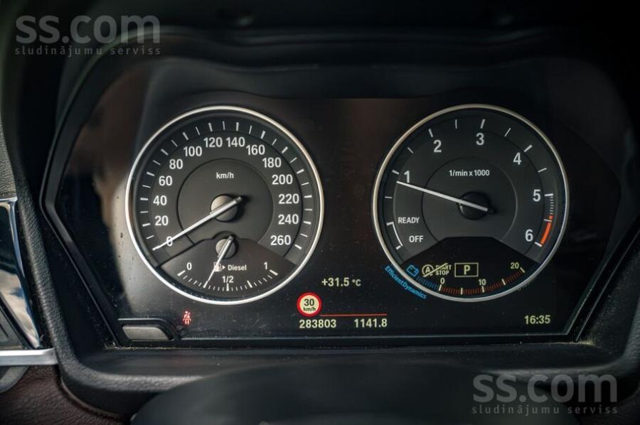Blue BMW X1 2016 in Riga, with an engine capacity of 2.00 L and mileage of 284 thousand km for 11990 €, photo 13 on AUTOMOTO.COM.LV