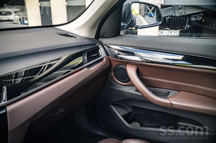 Blue BMW X1 2016 in Riga, with an engine capacity of 2.00 L and mileage of 284 thousand km for 11990 €, photo 16 on AUTOMOTO.COM.LV