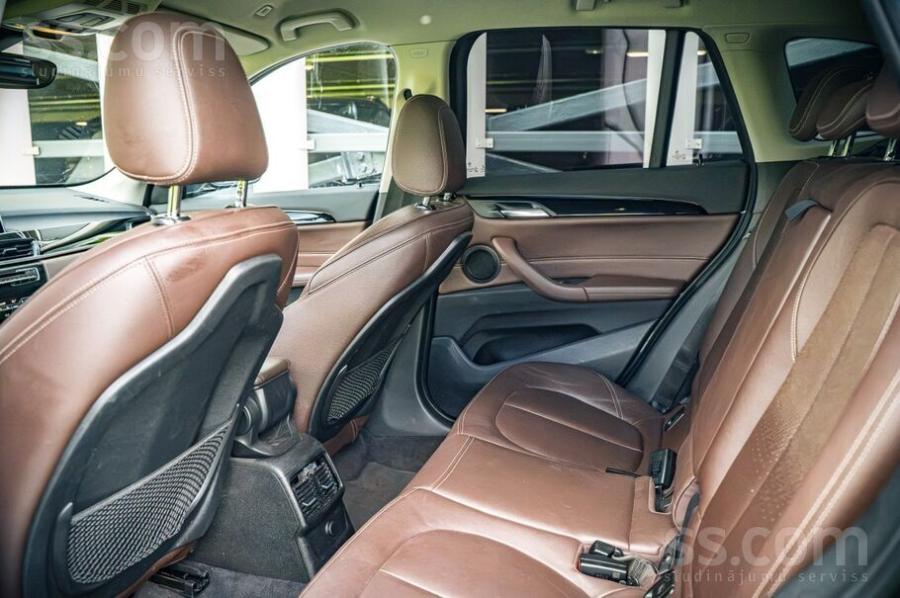 Blue BMW X1 2016 in Riga, with an engine capacity of 2.00 L and mileage of 284 thousand km for 11990 €, photo 19 on AUTOMOTO.COM.LV