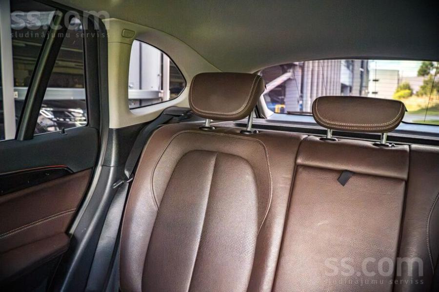Blue BMW X1 2016 in Riga, with an engine capacity of 2.00 L and mileage of 284 thousand km for 11990 €, photo 22 on AUTOMOTO.COM.LV