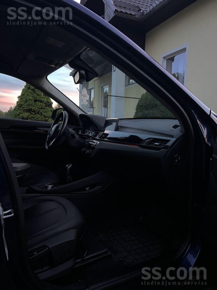 Zils BMW X1 2016 Rīga, ar dzinēja tilpumu 1.50 L un nobraukumu 302 tūkst. km par 11999 €, foto 7 vietnē AUTOMOTO.COM.LV
