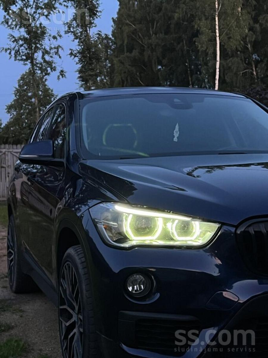 Zils BMW X1 2016 Rīga, ar dzinēja tilpumu 1.50 L un nobraukumu 302 tūkst. km par 11999 €, foto 9 vietnē AUTOMOTO.COM.LV