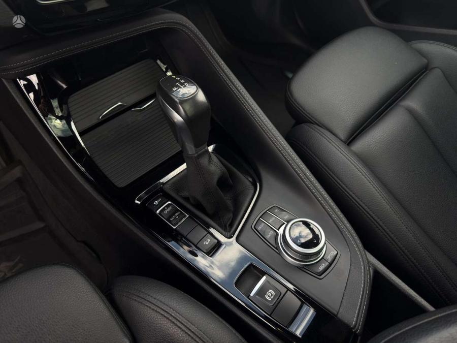 Zils BMW X1 2016 Kauņa, ar dzinēja tilpumu 2.00 L un nobraukumu 199 tūkst. km par 14799 €, foto 16 vietnē AUTOMOTO.COM.LV