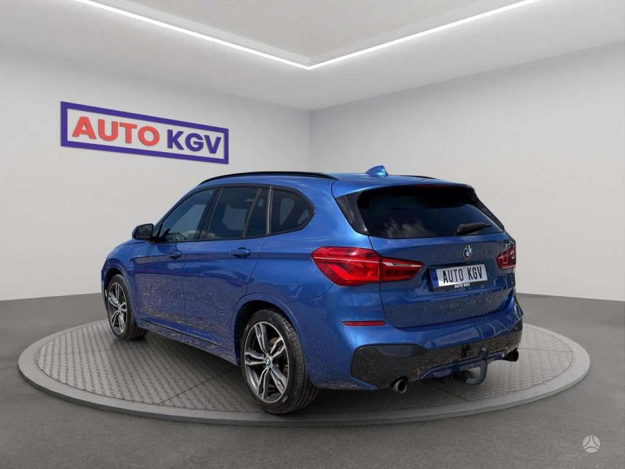 Blue BMW X1 2016 in Kaunas, with an engine capacity of 2.00 L and mileage of 199 thousand km for 14799 €, photo 4 on AUTOMOTO.COM.LV