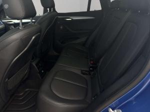 Blue BMW X1 2016 in Kaunas, with an engine capacity of 2.00 L and mileage of 199 thousand km for 14799 €, photo 12 on AUTOMOTO.COM.LV