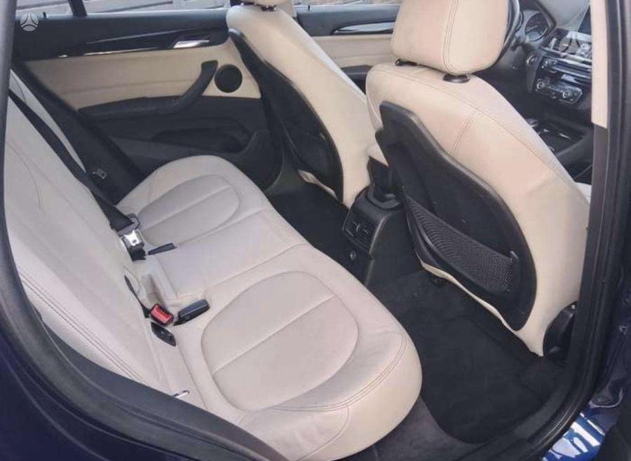 Blue BMW X1 2016 in Kaunas, with an engine capacity of 2.00 L and mileage of 380 thousand km for 6300 €, photo 16 on AUTOMOTO.COM.LV