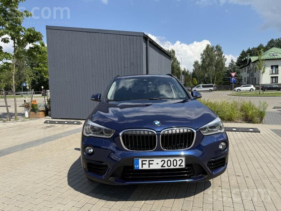 Blue BMW X1 2017 in Riga, with an engine capacity of 2.00 L and mileage of 186 thousand km for 21600 €, photo 3 on AUTOMOTO.COM.LV