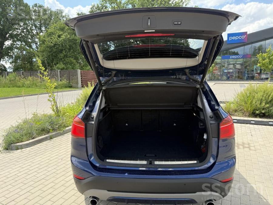 Blue BMW X1 2017 in Riga, with an engine capacity of 2.00 L and mileage of 186 thousand km for 21600 €, photo 10 on AUTOMOTO.COM.LV