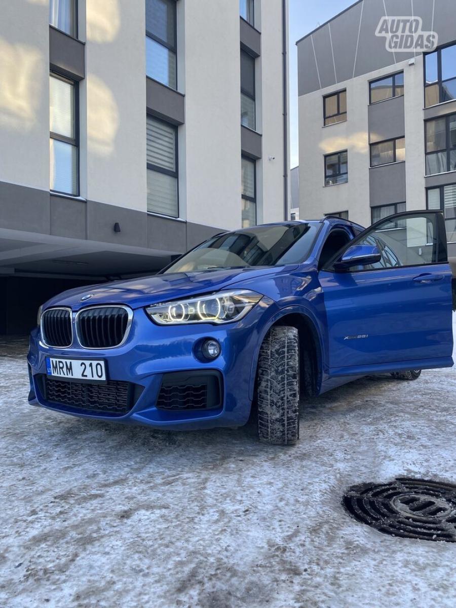 Blue BMW X1 2017 in Kaunas, with an engine capacity of 2.00 L and mileage of 130 thousand km for 17500 €, photo 2 on AUTOMOTO.COM.LV