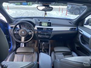 Blue BMW X1 2017 in Kaunas, with an engine capacity of 2.00 L and mileage of 130 thousand km for 17500 €, photo 13 on AUTOMOTO.COM.LV