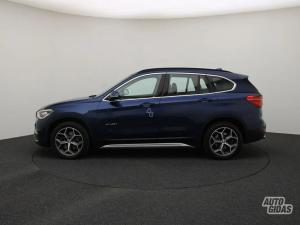 Blue BMW X1 2017 in Vilnius, with an engine capacity of 2.00 L and mileage of 139 thousand km for 18199 €, photo 6 on AUTOMOTO.COM.LV