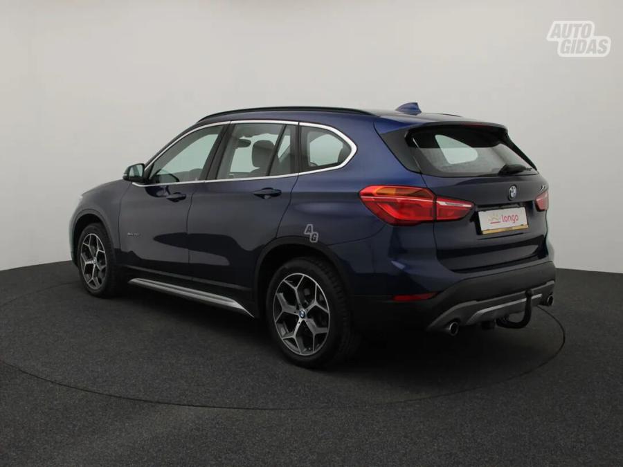 Blue BMW X1 2017 in Vilnius, with an engine capacity of 2.00 L and mileage of 139 thousand km for 18199 €, photo 7 on AUTOMOTO.COM.LV