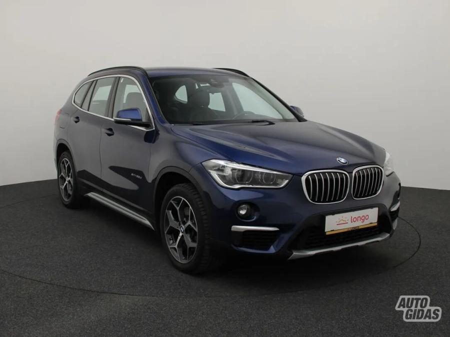 Blue BMW X1 2017 in Vilnius, with an engine capacity of 2.00 L and mileage of 139 thousand km for 18199 €, photo 10 on AUTOMOTO.COM.LV