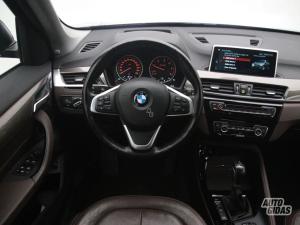 Blue BMW X1 2017 in Vilnius, with an engine capacity of 2.00 L and mileage of 139 thousand km for 18199 €, photo 17 on AUTOMOTO.COM.LV