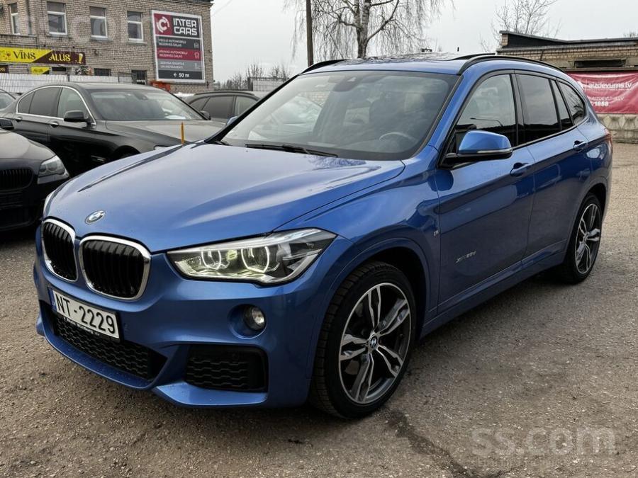 Zils BMW X1 2017 Daugavpils, ar dzinēja tilpumu 2.00 L un nobraukumu 0 tūkst. km par 16900 €, foto 4 vietnē AUTOMOTO.COM.LV