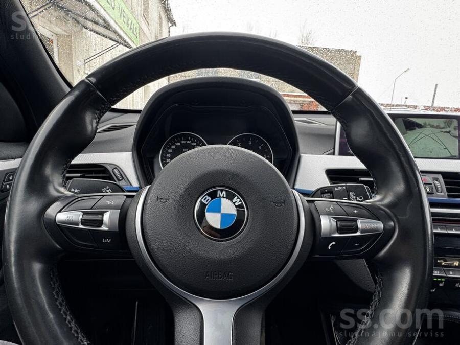 Zils BMW X1 2017 Daugavpils, ar dzinēja tilpumu 2.00 L un nobraukumu 0 tūkst. km par 16900 €, foto 18 vietnē AUTOMOTO.COM.LV