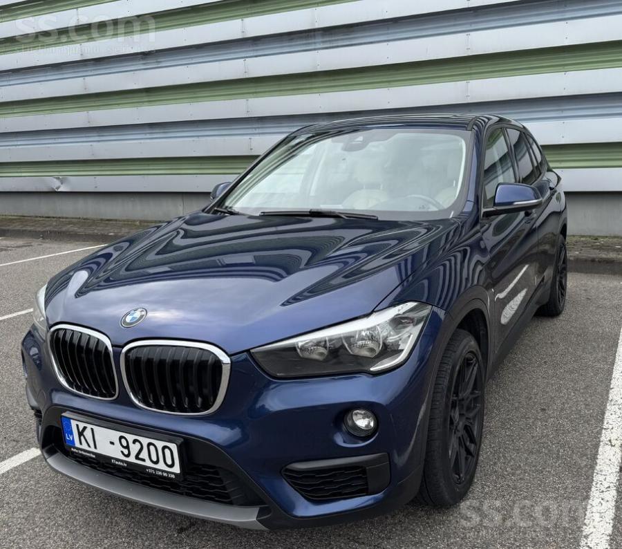 Zils BMW X1 2017 Rīga, ar dzinēja tilpumu 1.50 L un nobraukumu 239 tūkst. km par 11500 €, foto 1 vietnē AUTOMOTO.COM.LV