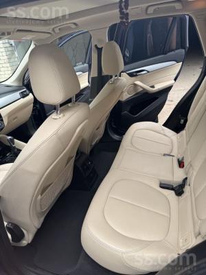 Zils BMW X1 2017 Rīga, ar dzinēja tilpumu 1.50 L un nobraukumu 239 tūkst. km par 11500 €, foto 10 vietnē AUTOMOTO.COM.LV