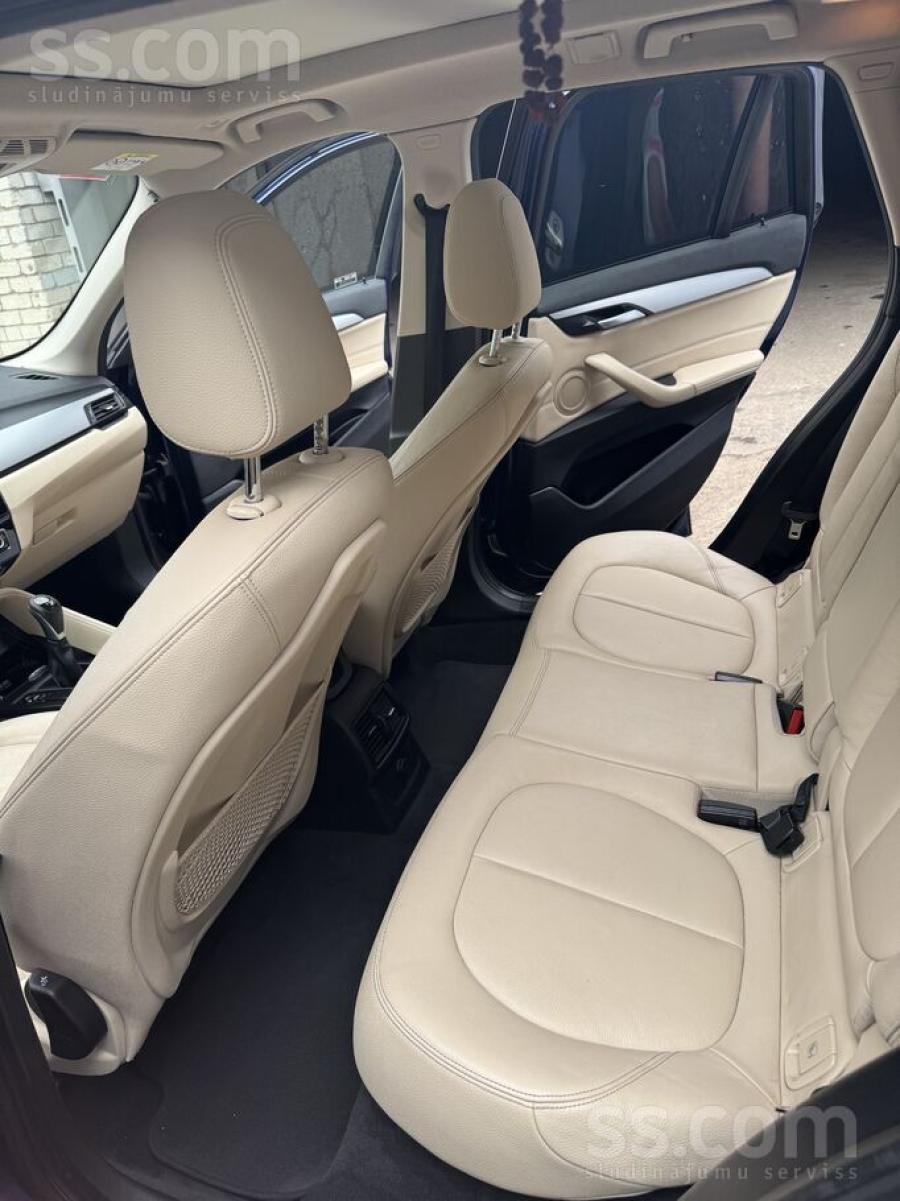 Zils BMW X1 2017 Rīga, ar dzinēja tilpumu 1.50 L un nobraukumu 239 tūkst. km par 11500 €, foto 10 vietnē AUTOMOTO.COM.LV