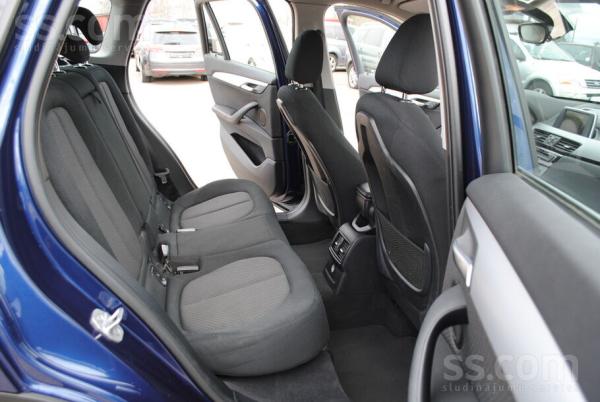 Zils BMW X1 2017 Rīga, ar dzinēja tilpumu 2.00 L un nobraukumu 290 tūkst. km par 12990 €, foto 10 vietnē AUTOMOTO.COM.LV