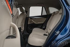 Blue BMW X1 2017 in Riga, with an engine capacity of 2.00 L and mileage of 92 thousand km for 18500 €, photo 12 on AUTOMOTO.COM.LV