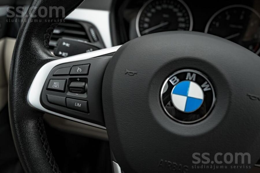 Blue BMW X1 2017 in Riga, with an engine capacity of 2.00 L and mileage of 92 thousand km for 18500 €, photo 16 on AUTOMOTO.COM.LV