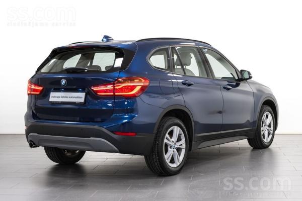 Zils BMW X1 2018 Rīga, ar dzinēja tilpumu 1.50 L un nobraukumu 96 tūkst. km par 16900 €, foto 2 vietnē AUTOMOTO.COM.LV