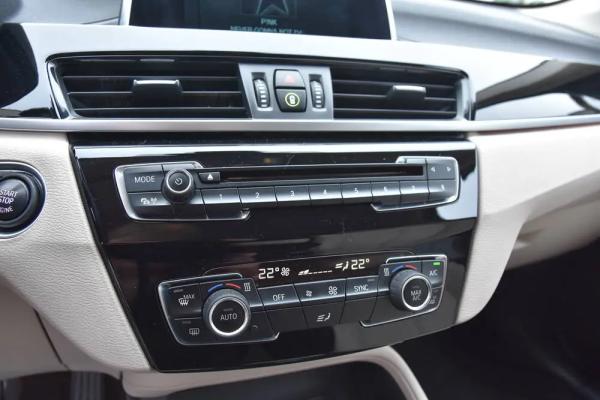 Blue BMW X1 2018 in Marupe, with an engine capacity of 2.00 L and mileage of 218 thousand km for 14450 €, photo 8 on AUTOMOTO.COM.LV