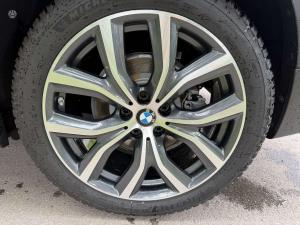Blue BMW X1 2018 in Kaunas, with an engine capacity of 2.00 L and mileage of 50 thousand km for 15950 €, photo 5 on AUTOMOTO.COM.LV