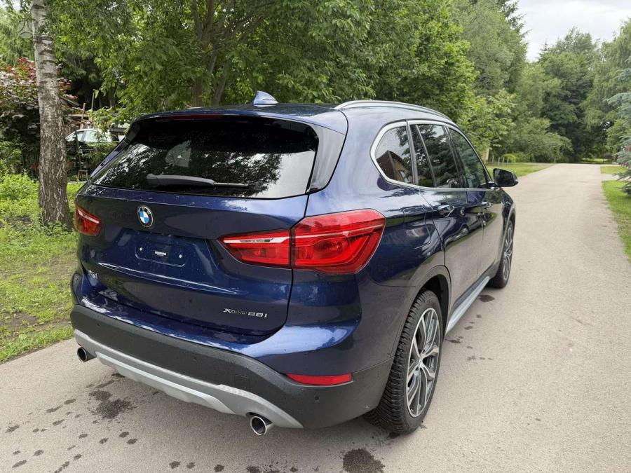 Blue BMW X1 2018 in Kaunas, with an engine capacity of 2.00 L and mileage of 50 thousand km for 15950 €, photo 6 on AUTOMOTO.COM.LV