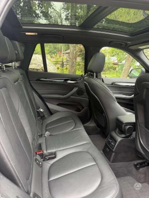 Blue BMW X1 2018 in Kaunas, with an engine capacity of 2.00 L and mileage of 50 thousand km for 15950 €, photo 13 on AUTOMOTO.COM.LV