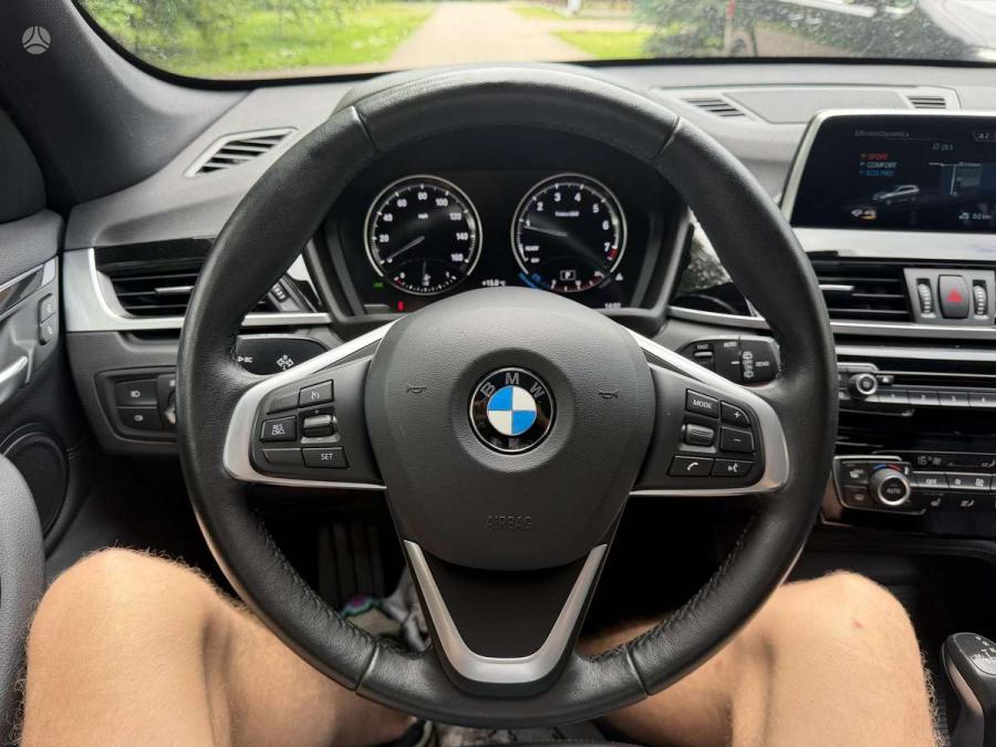 Blue BMW X1 2018 in Kaunas, with an engine capacity of 2.00 L and mileage of 50 thousand km for 15950 €, photo 27 on AUTOMOTO.COM.LV