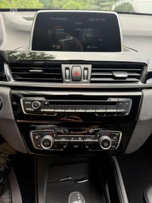 Blue BMW X1 2018 in Kaunas, with an engine capacity of 2.00 L and mileage of 50 thousand km for 15950 €, photo 30 on AUTOMOTO.COM.LV