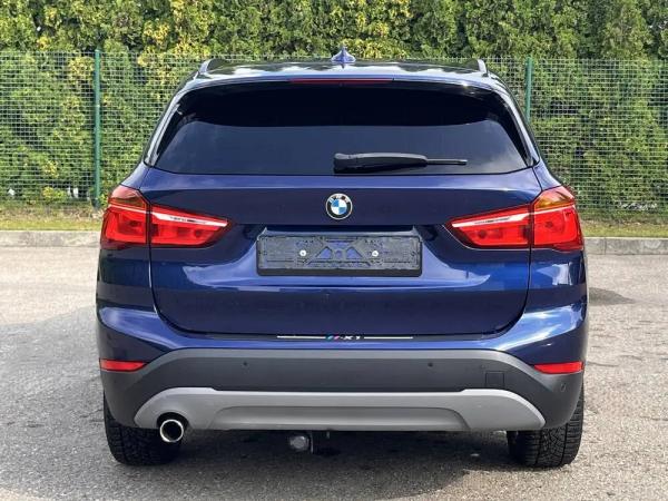Zils BMW X1 2018 Jelgava, ar dzinēja tilpumu 2.00 L un nobraukumu 202 tūkst. km par 12990 €, foto 5 vietnē AUTOMOTO.COM.LV