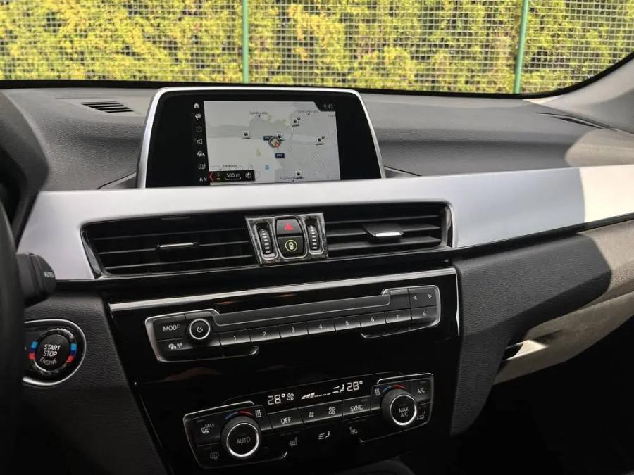 Zils BMW X1 2018 Jelgava, ar dzinēja tilpumu 2.00 L un nobraukumu 202 tūkst. km par 12990 €, foto 17 vietnē AUTOMOTO.COM.LV