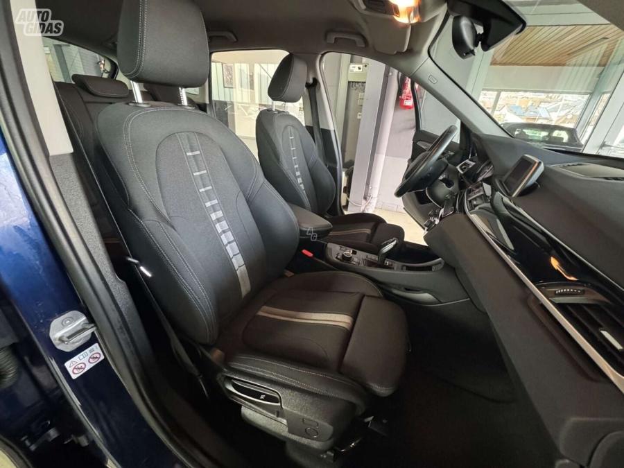 Blue BMW X1 2019 in Kaunas, with an engine capacity of 2.00 L and mileage of 69 thousand km for 23327 €, photo 13 on AUTOMOTO.COM.LV